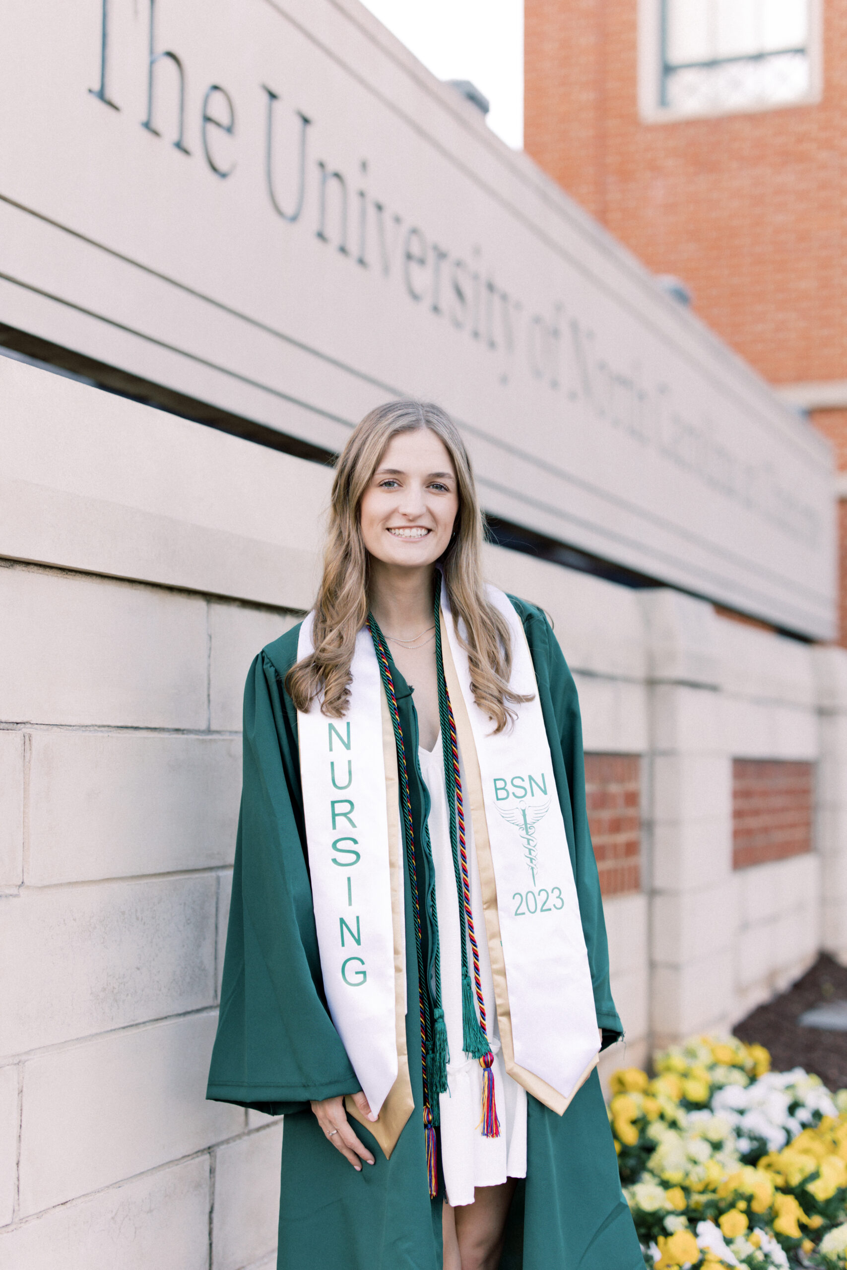 UNC Charlotte Graduation Photos | NC Senior Photographer | emmajomarsh.com