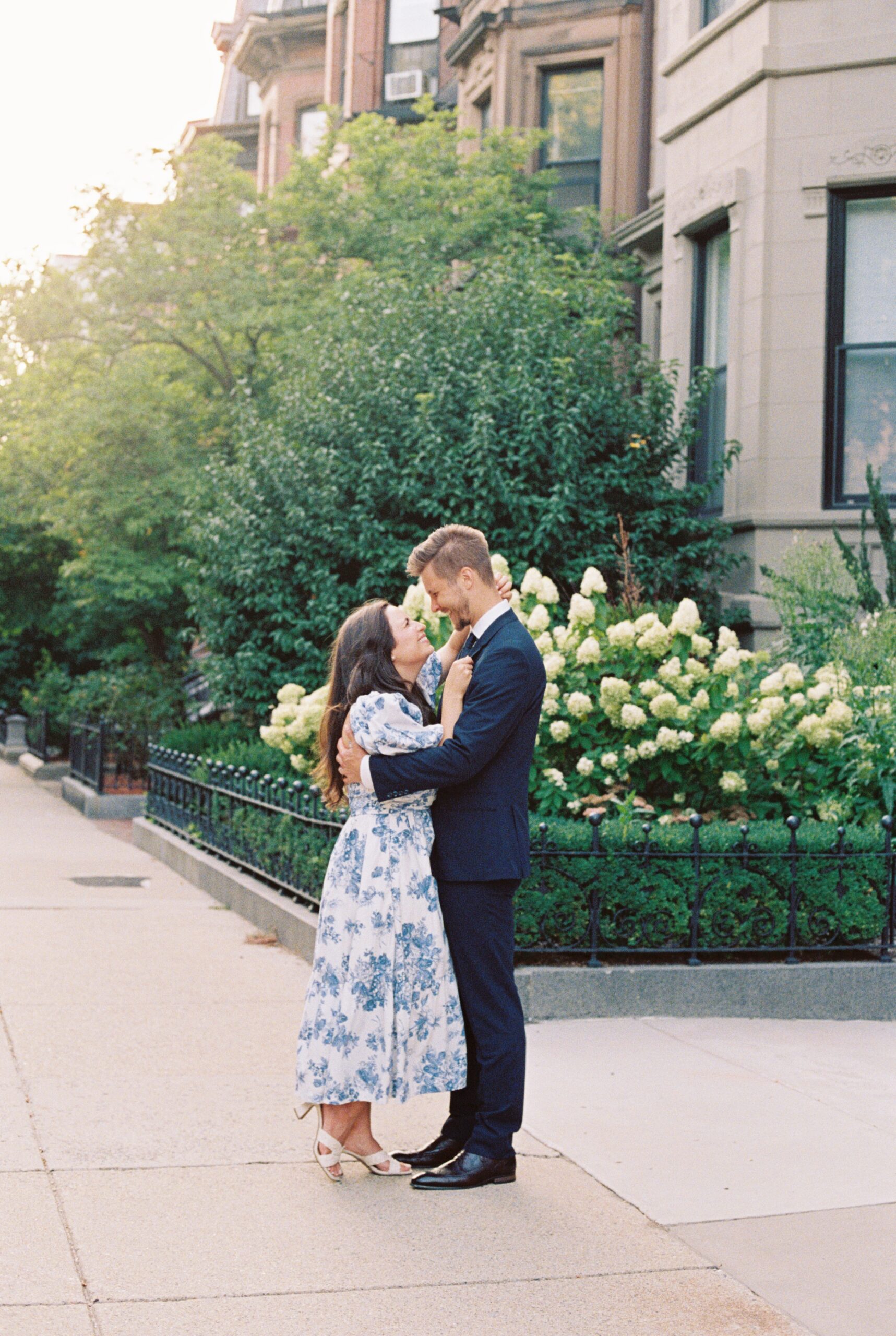 Boston Summer Couples Photos | Boston Photographer | emmajomarsh.com